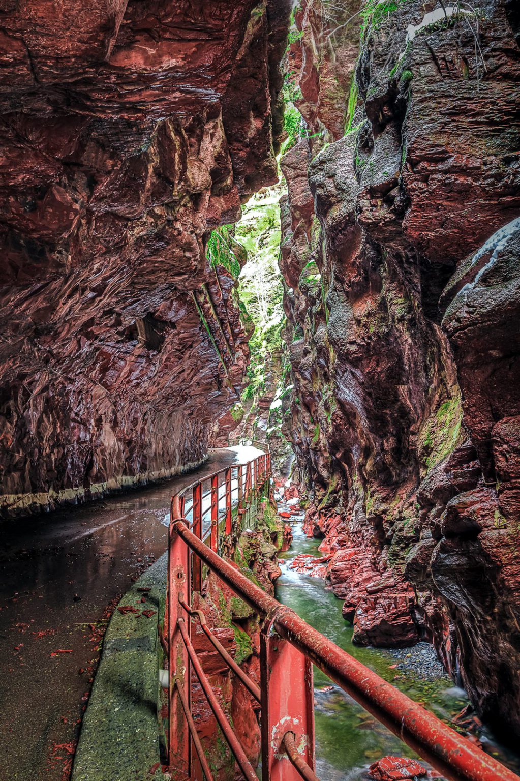 Gorges du Cians et de Daluis : le Colorado niçois - Tourisme Alpes d'Azur